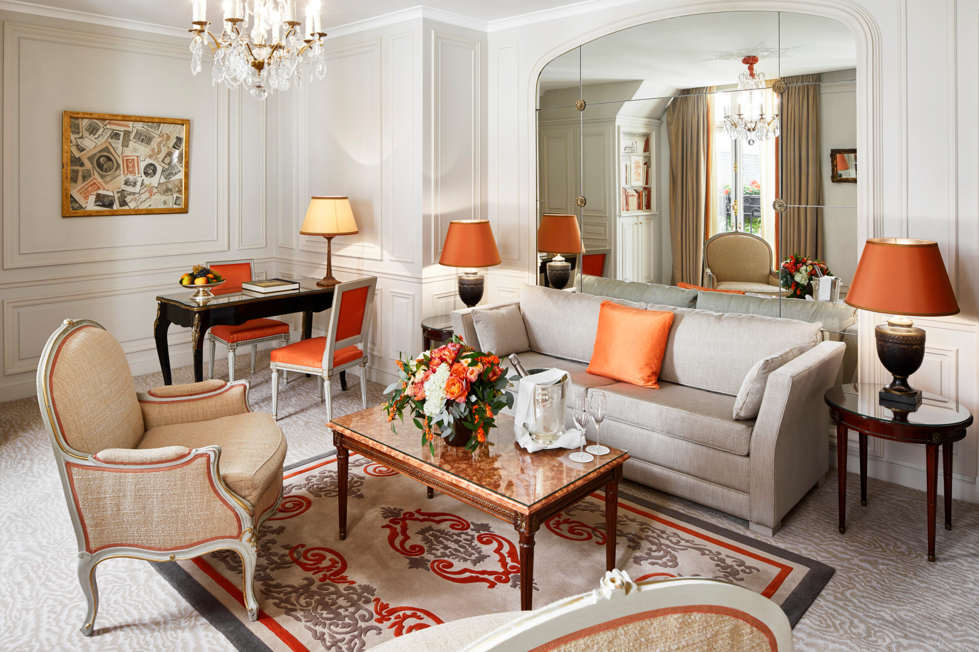 Superior Suite at Hôtel Plaza Athénée | Dorchester Collection