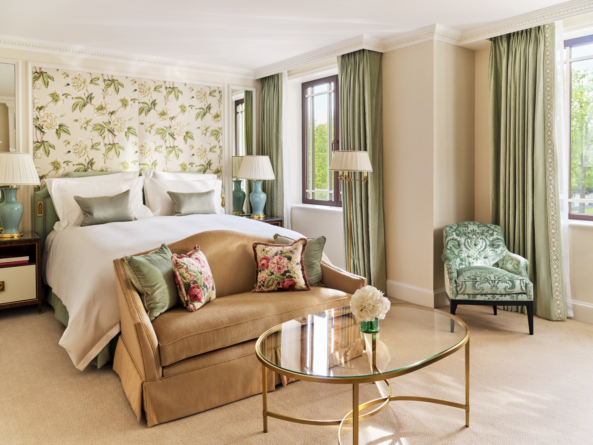 Executive Park View Room at The Dorchester | Dorchester Collection